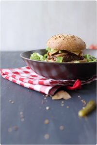 Hamburger à la raclette - chefNini